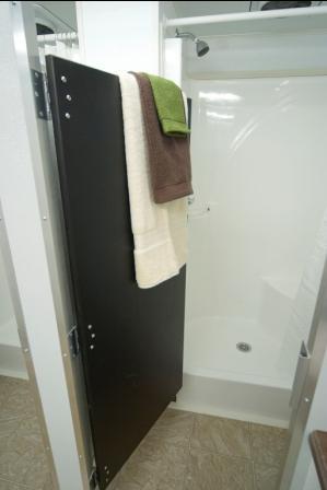 JAG Standard Shower > Photos | JAG Mobile Solutions | Mobile Restroom ...